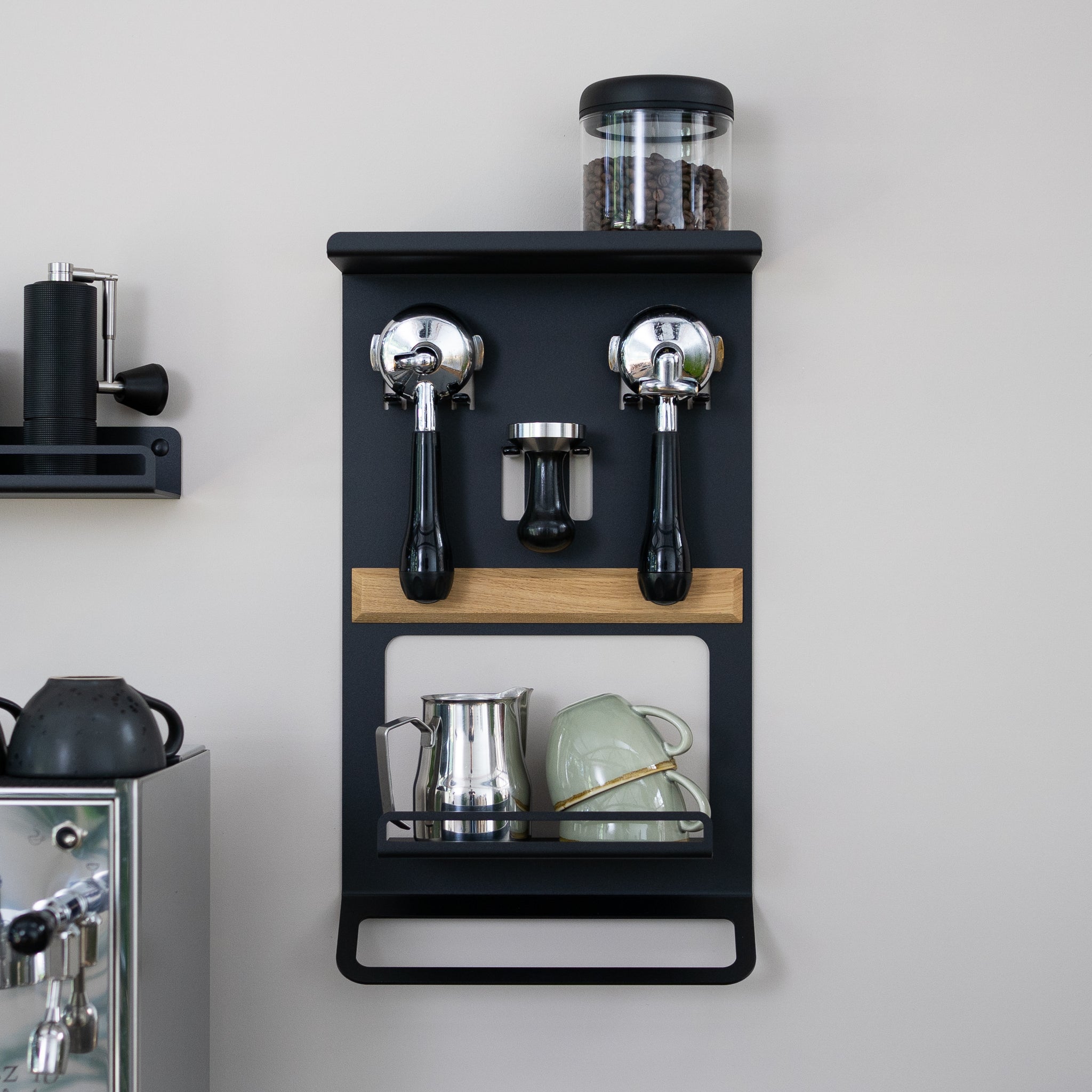 FLATE® Barista Rack: The rack for portafilters, tamper & barista accessories